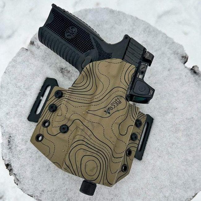 Fall Special OWB CC Holster – Upper Hand Holsters